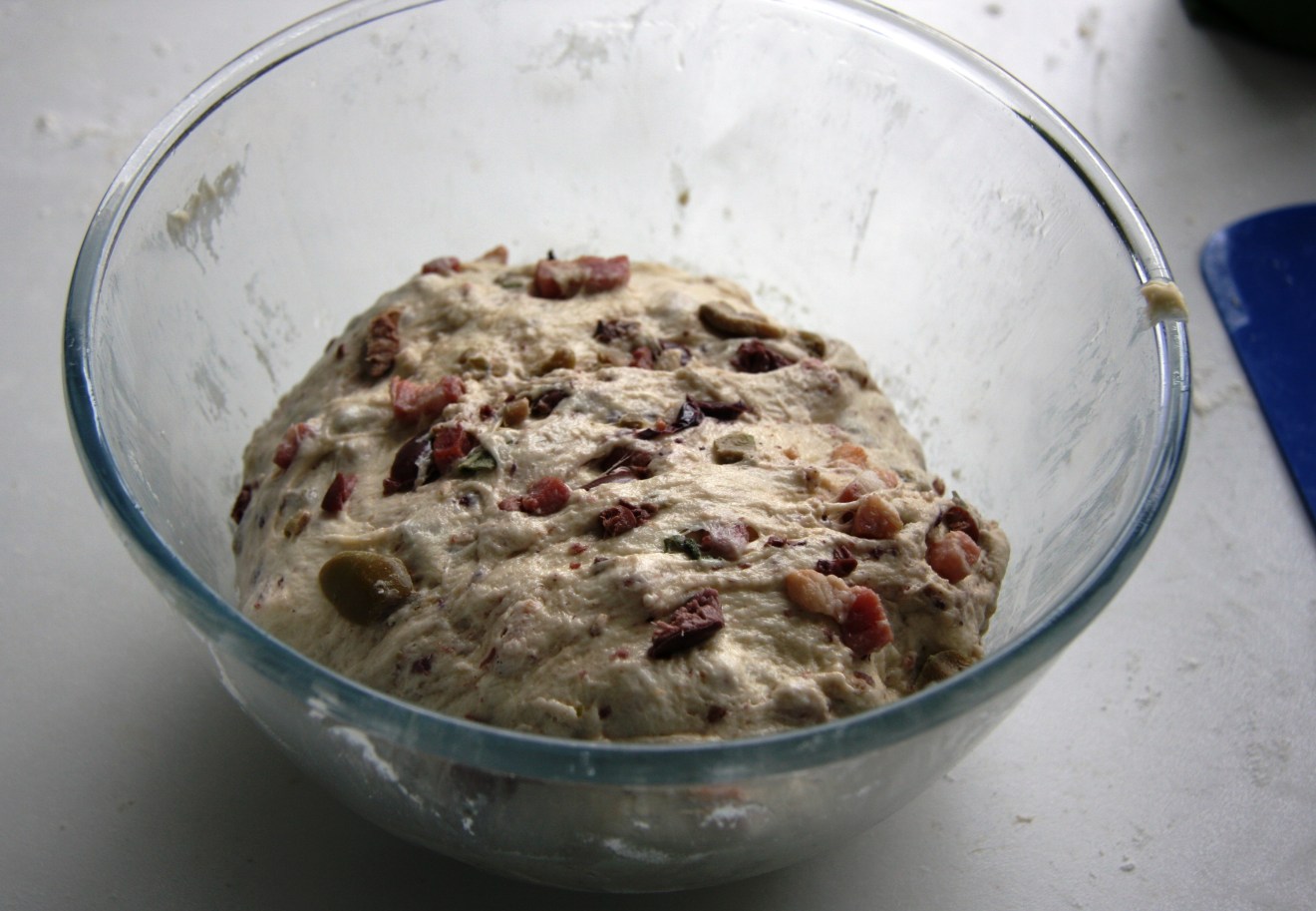 Pancetta and Mixed Olive Bread – lovinghomemade