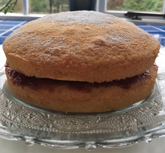 The School Bake Off and the Perfect Victoria Sponge – lovinghomemade